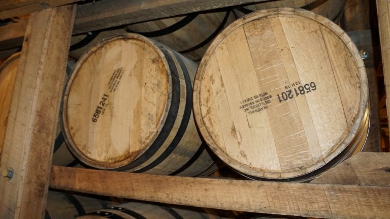 Evan Williams Bourbon Experience - Barreled Artisanl Bourbon ...