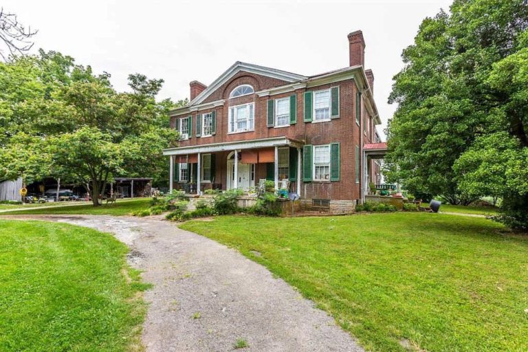 Bluegrass Distillers - The Elkwood Mansion 2020, Front Side ...