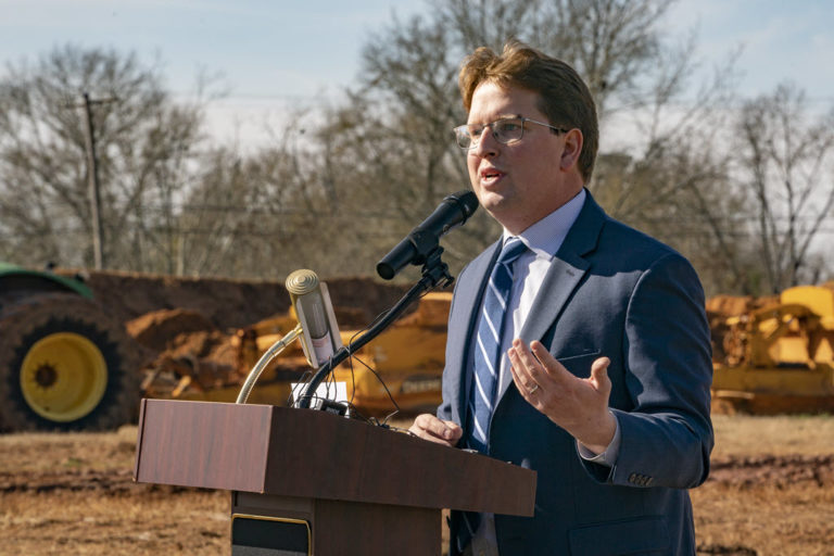 What is the Official State Spirit of Alabama? The Story Behind Conecuh ...